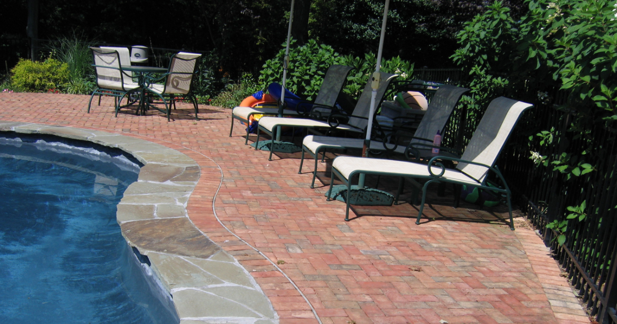 Why Choose Brick in Your Landscape Design || Autumn Leaf